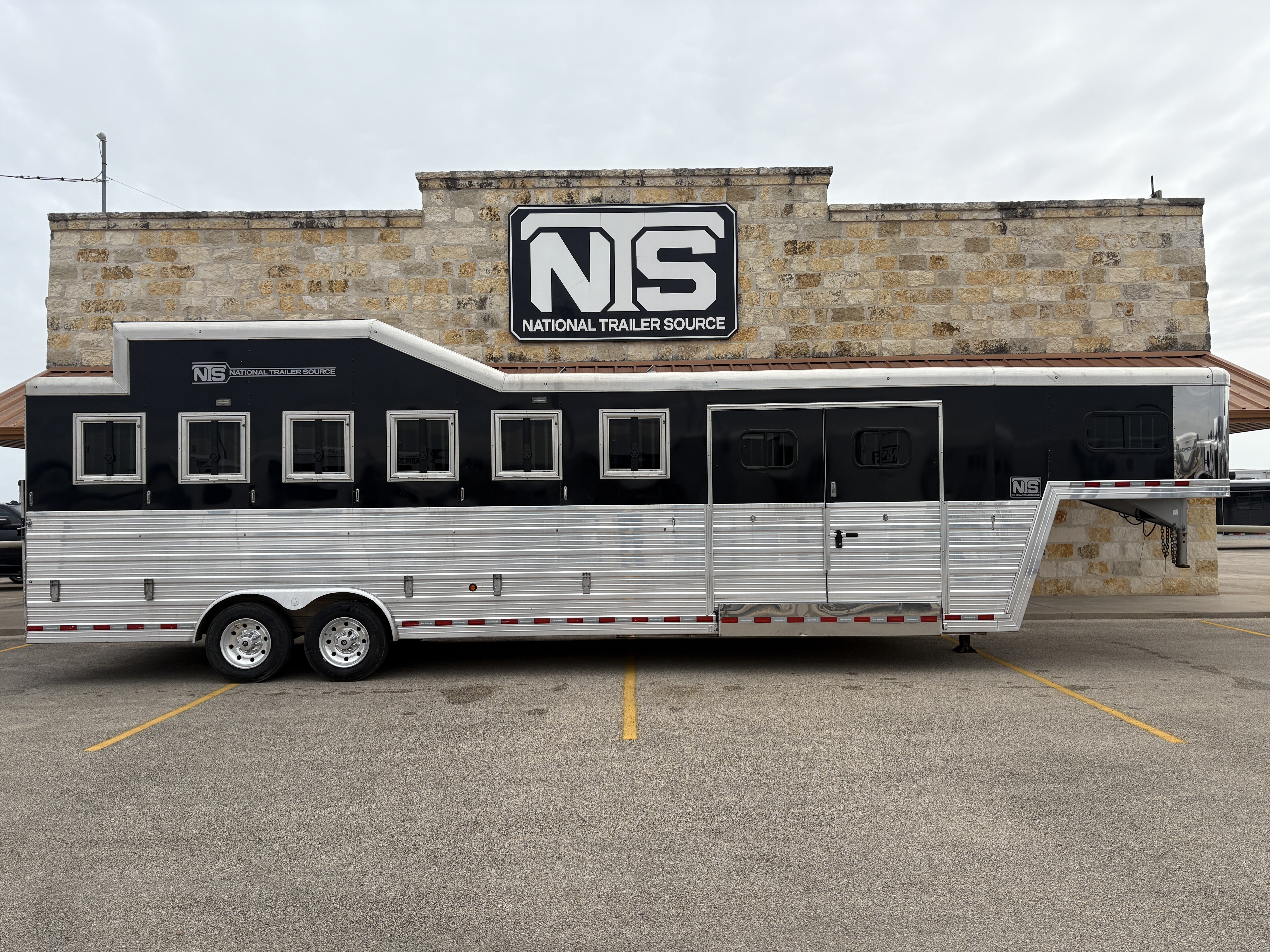 2018-Bloomer-6-Horse-with-Trainers-Split-Tack-40260A | Salado, TX ...